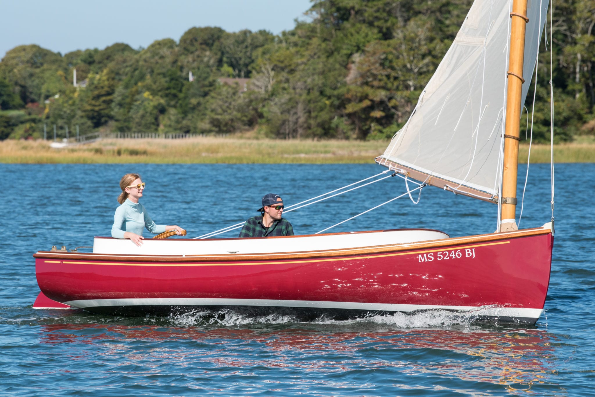 16' Open Cockpit Lynx | Arey's Pond Boat Yard