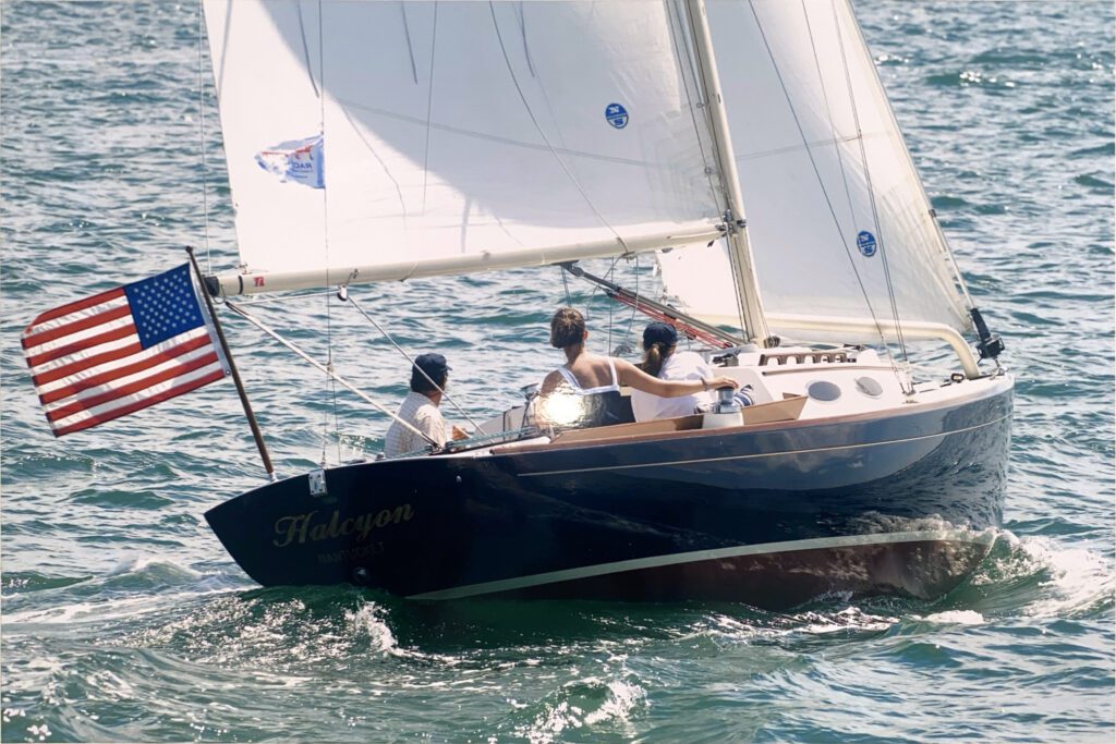 Alerion Express 28 | Arey's Pond Boat Yard