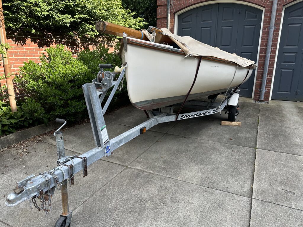 Arey's Cat - PENDING | Arey's Pond Boat Yard
